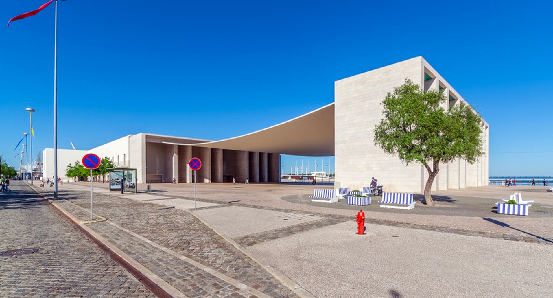 Alvaro Siza Vieira - International Union of Architects